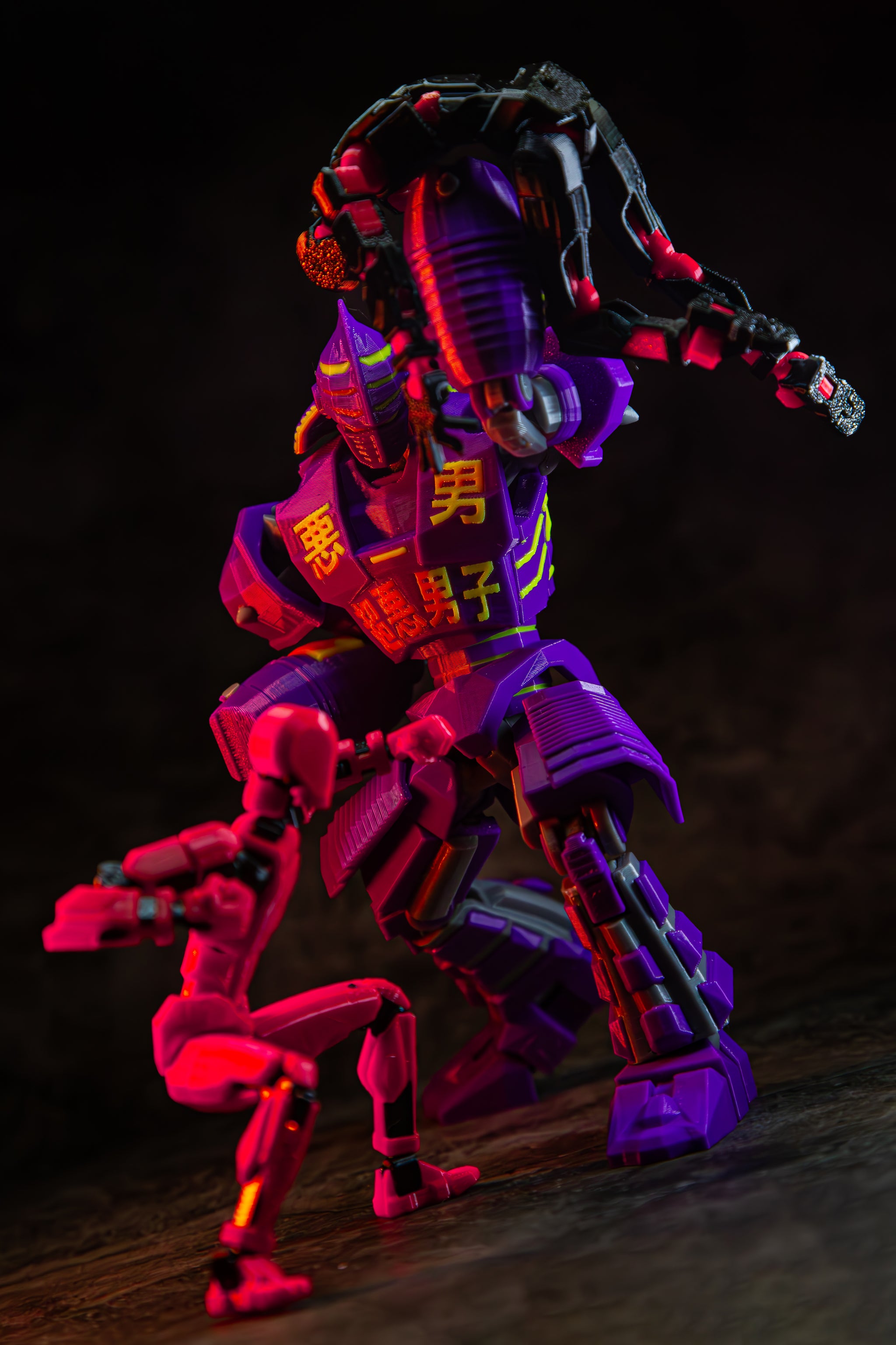 Noisy T13 – The Oversized Figure Stop-Motion Loves – Titan13Toy